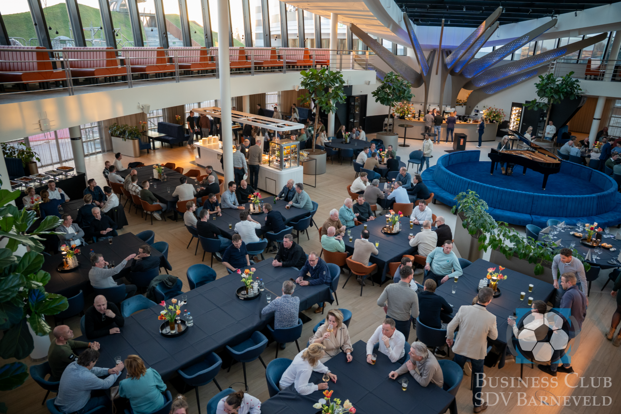 De verrassing was groot bij de SDVB Businessclub. | SDV Barneveld