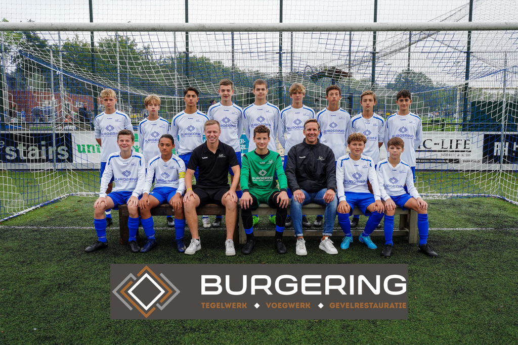 Fotoreportage: SDVB JO15-1 kampioen 2022-2023. | SDV Barneveld