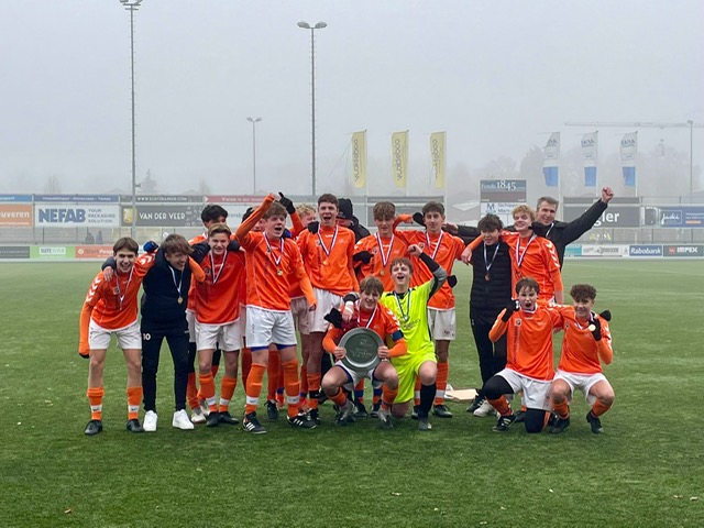 SDVB JO17-1 kampioen! | SDV Barneveld